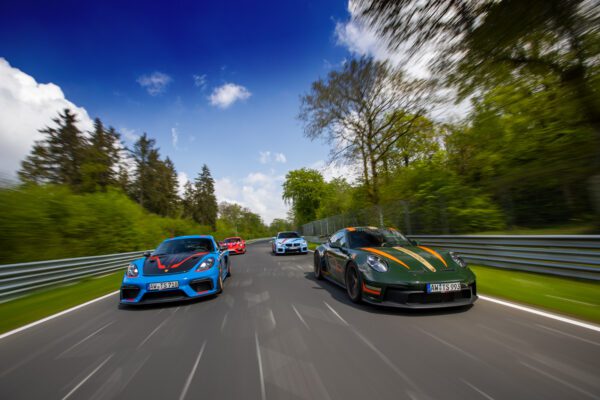 Trackspeed Ultimate Experience - Track Speed - Rent a race track car ...